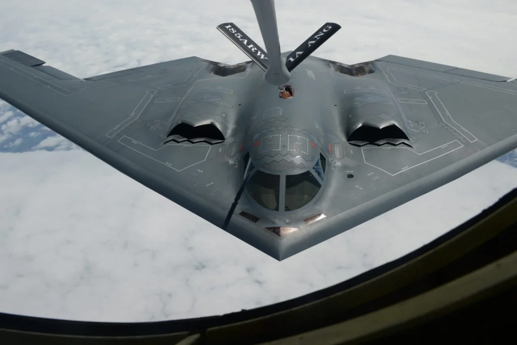 ABD Hava Kuvvetleri B-2 Spirit bombardıman uçaklarını modernize edecek ...