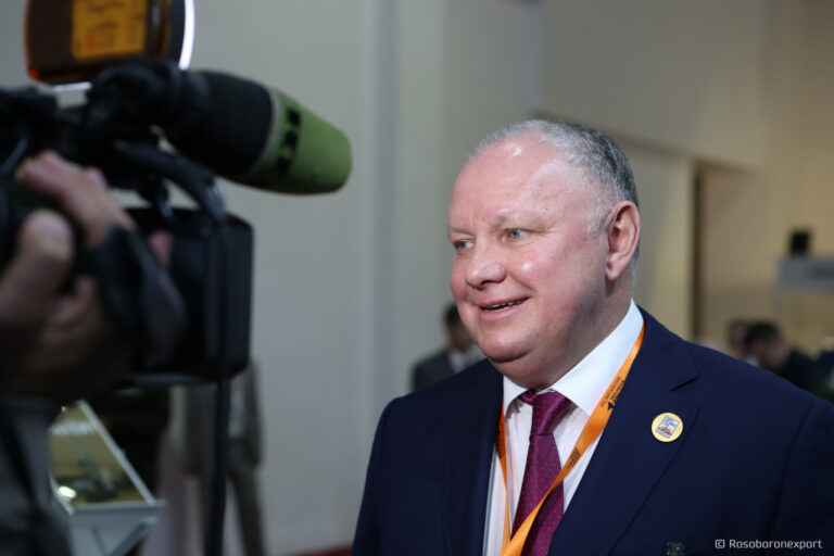 Rusya Su-57E için ilk ihracat anlaşmasını yaptı - SavunmaTR